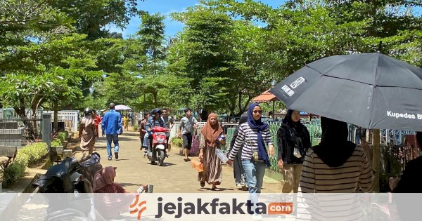 Tradisi Nyekar di Indonesia, Ini Alasannya